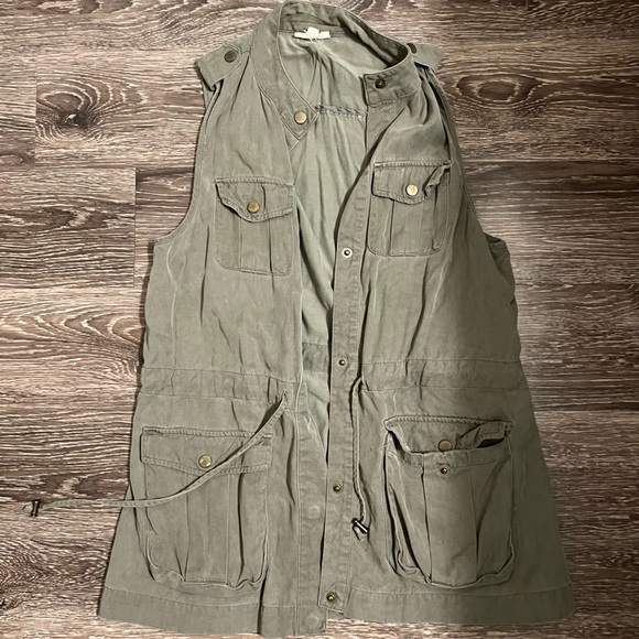 Maison Jules | Other | Maison Jules Button Up Vest | Poshmark